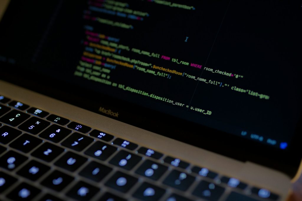 Co to jest programowanie i na czym polega? Podstawy, języki oraz ...